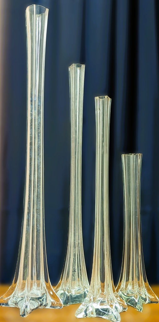 Eiffel Tower Vase | SomethingBorrowedKS